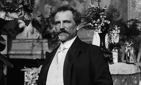 Mucha: The Story of an Artist Who Created a Style - maxim film. Media ...
